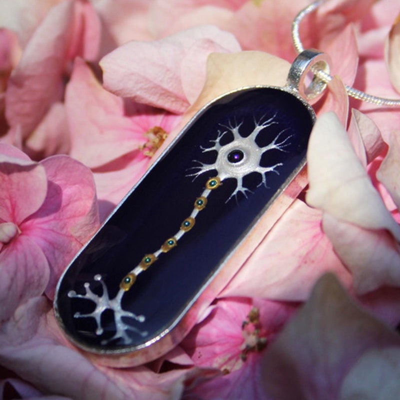 SheSellsCellsDesigns - Etsy