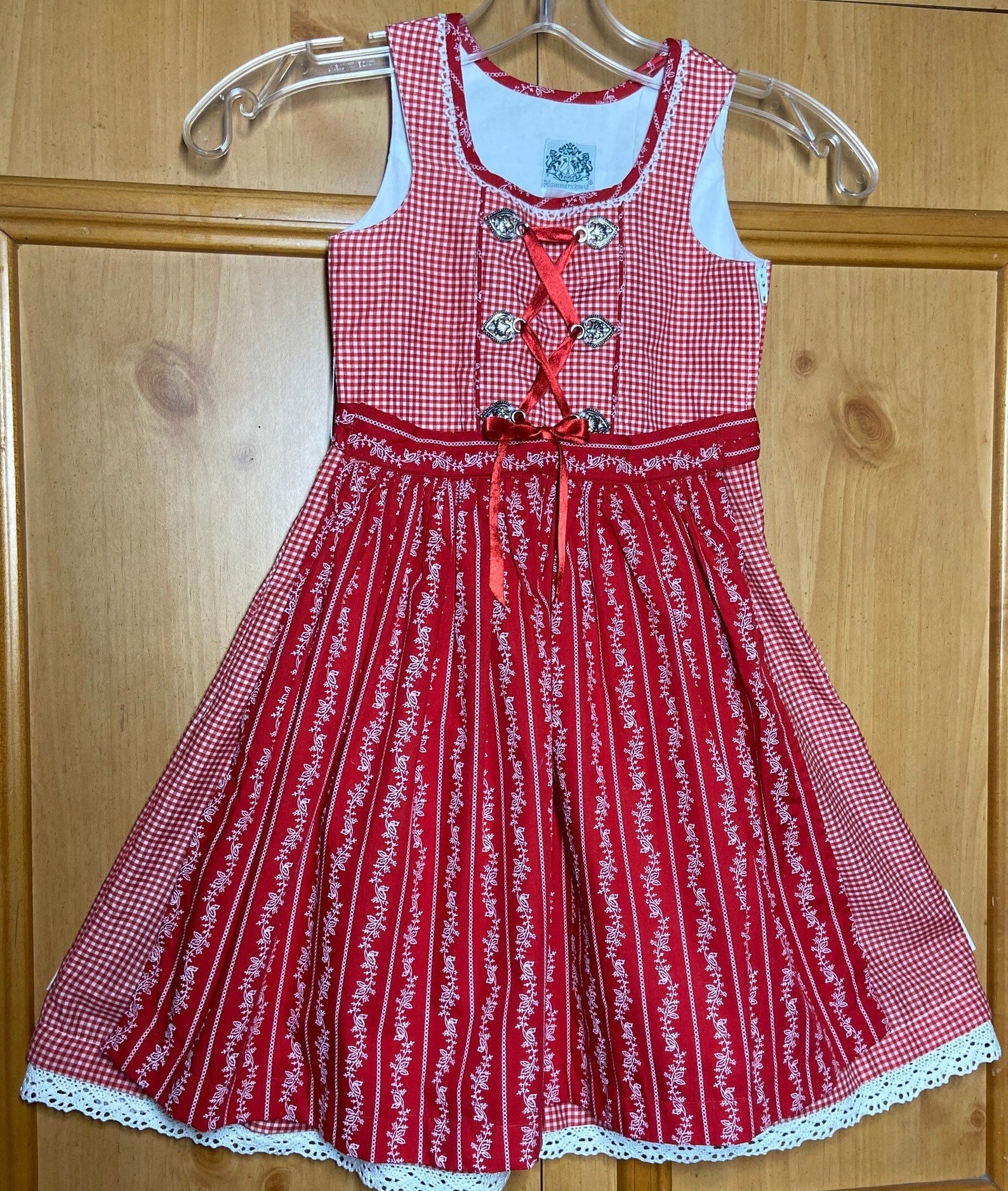 Traditional German Clothing for children- Dirndls and Lederhosen