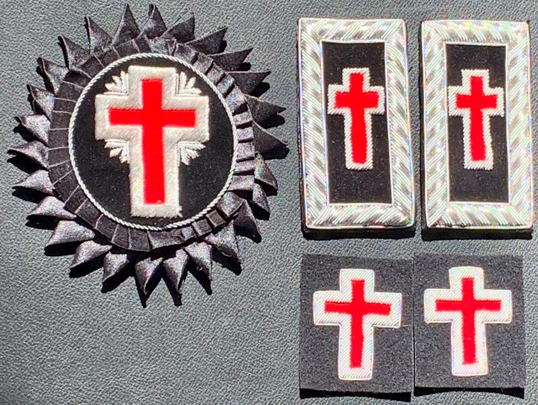 Sr Knights Templar Silver Bullion Uniform Set Rosette/pair of Shoulder ...