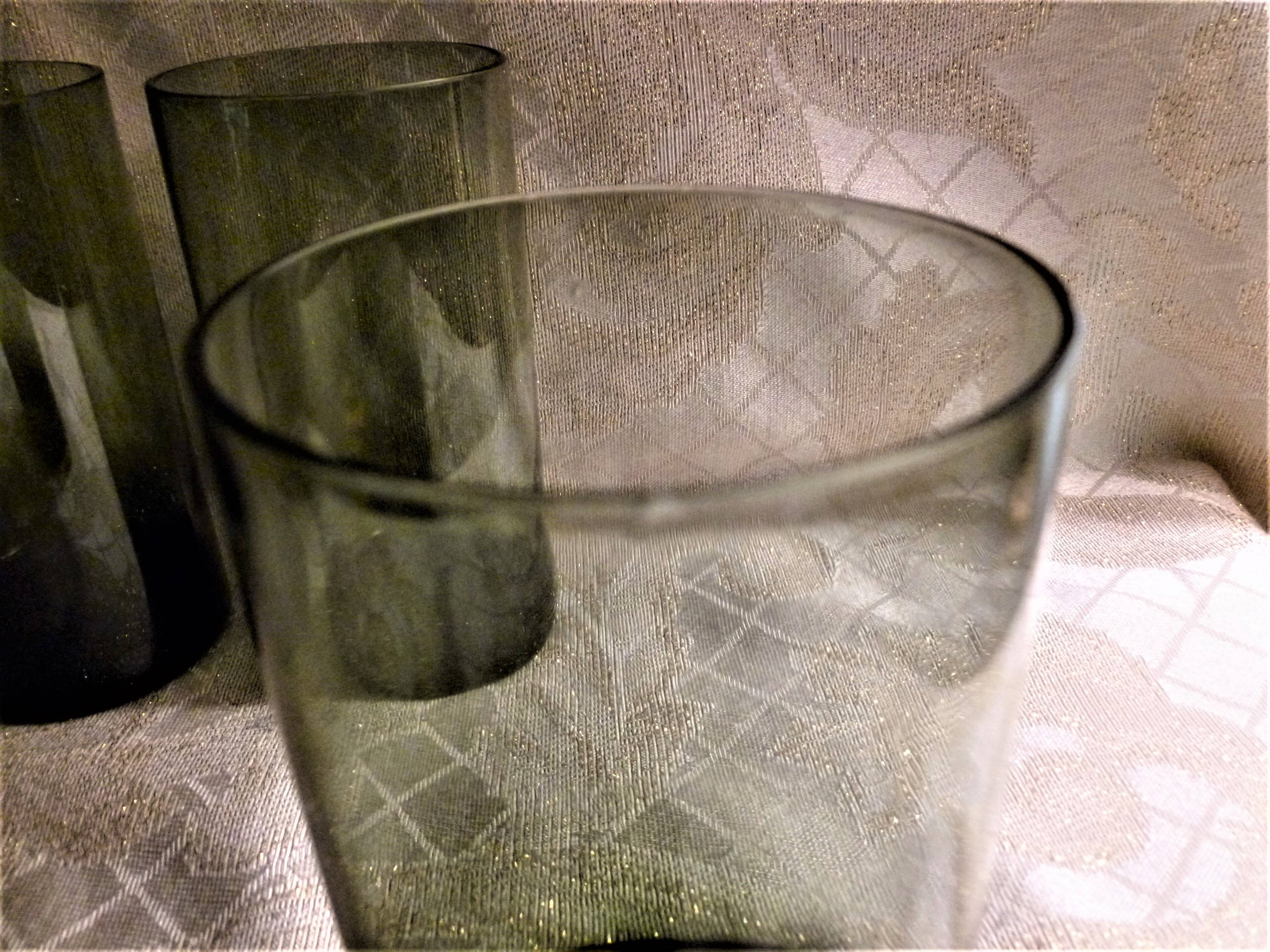Smoke Glassware Set Of Four Chimney Style Glasses Elegant Sophisticate ...