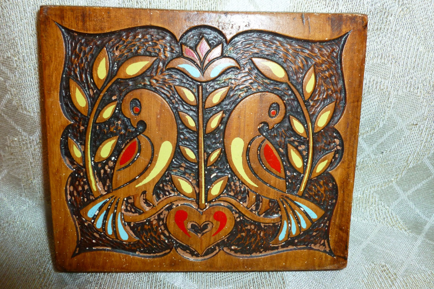 Treasure Craft Decorative Wall Plaque Pennsylvania Dutch Design