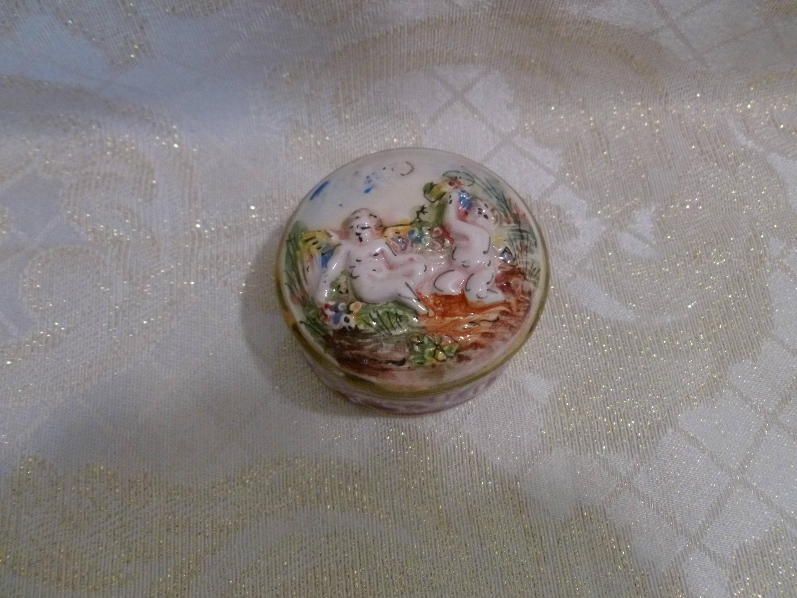 R. Capodimonte Italy Artwork Trinket Box Cherub Design Golden Trim ...