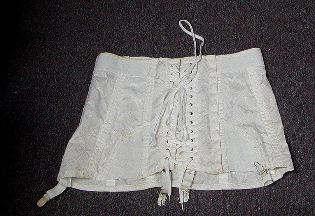 Vintage New Crown-ette Rengo Firm Control High Waist Lace up Girdle ...