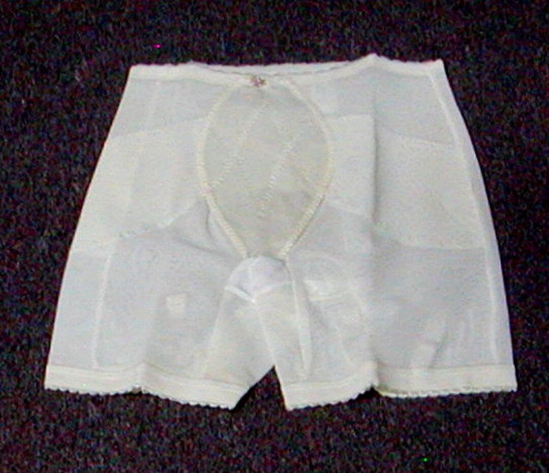 Vintage Empress Corset Co's Firmly Control Long Leg Girdle With Garters ...