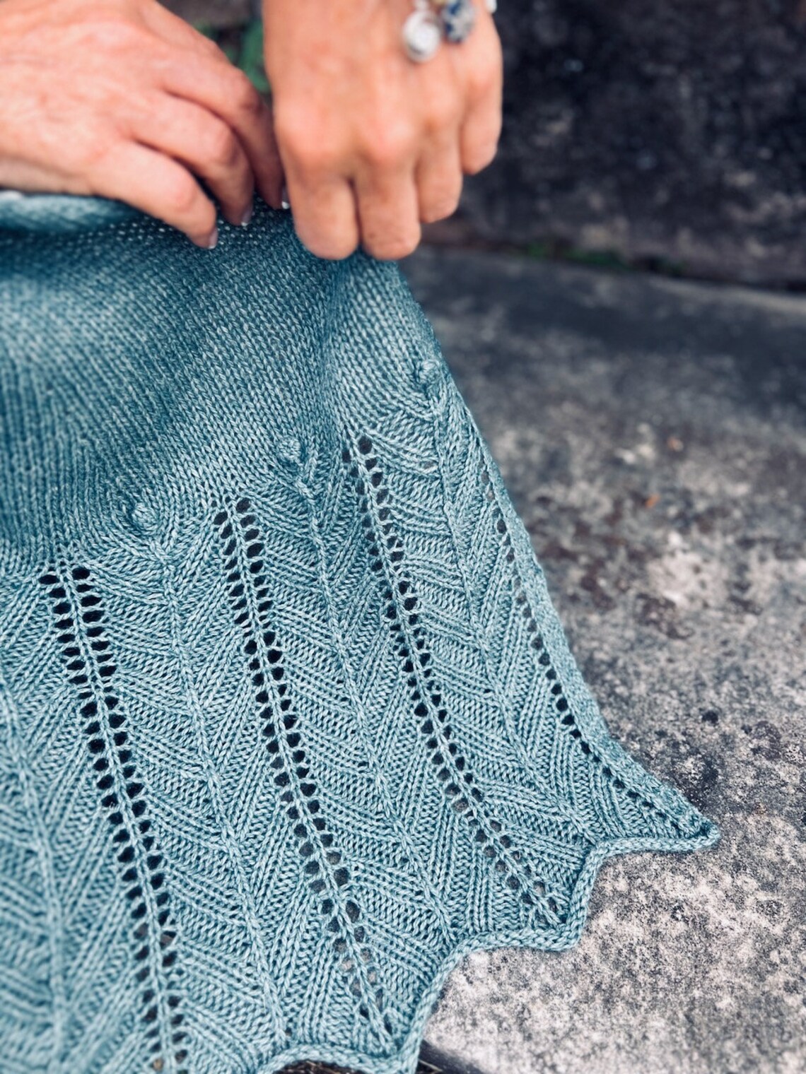 KNITTING PATTERN, PDF, Moonflower Wrap, Semi-circular Wrap Pattern With Lace Border - Etsy