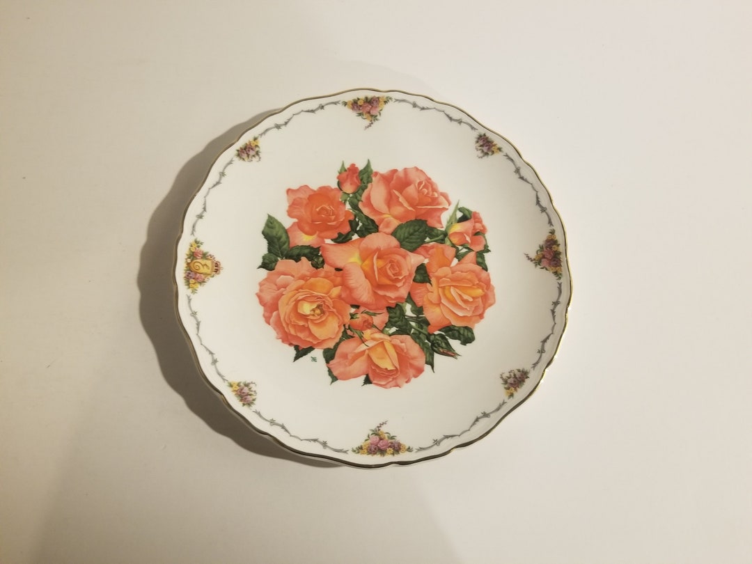 Royal Albert Collector Plate Elizabeth of Glamis by Sara Anne Schofield ...