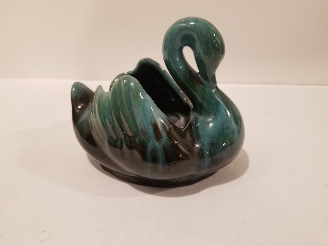 Blue Mountain Pottery - 6" Long Swan (BMP Collingwood Canada) - Etsy