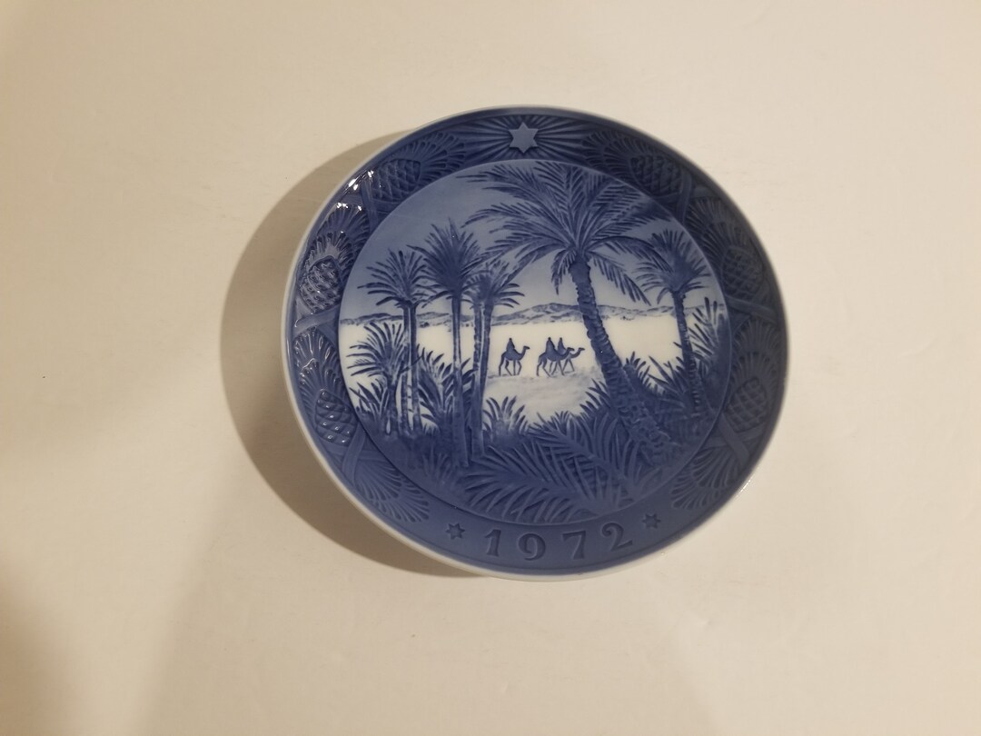 Royal Copenhagen Christmas Plate 1972 in the Desert Sterland Blue 7 1/4 ...