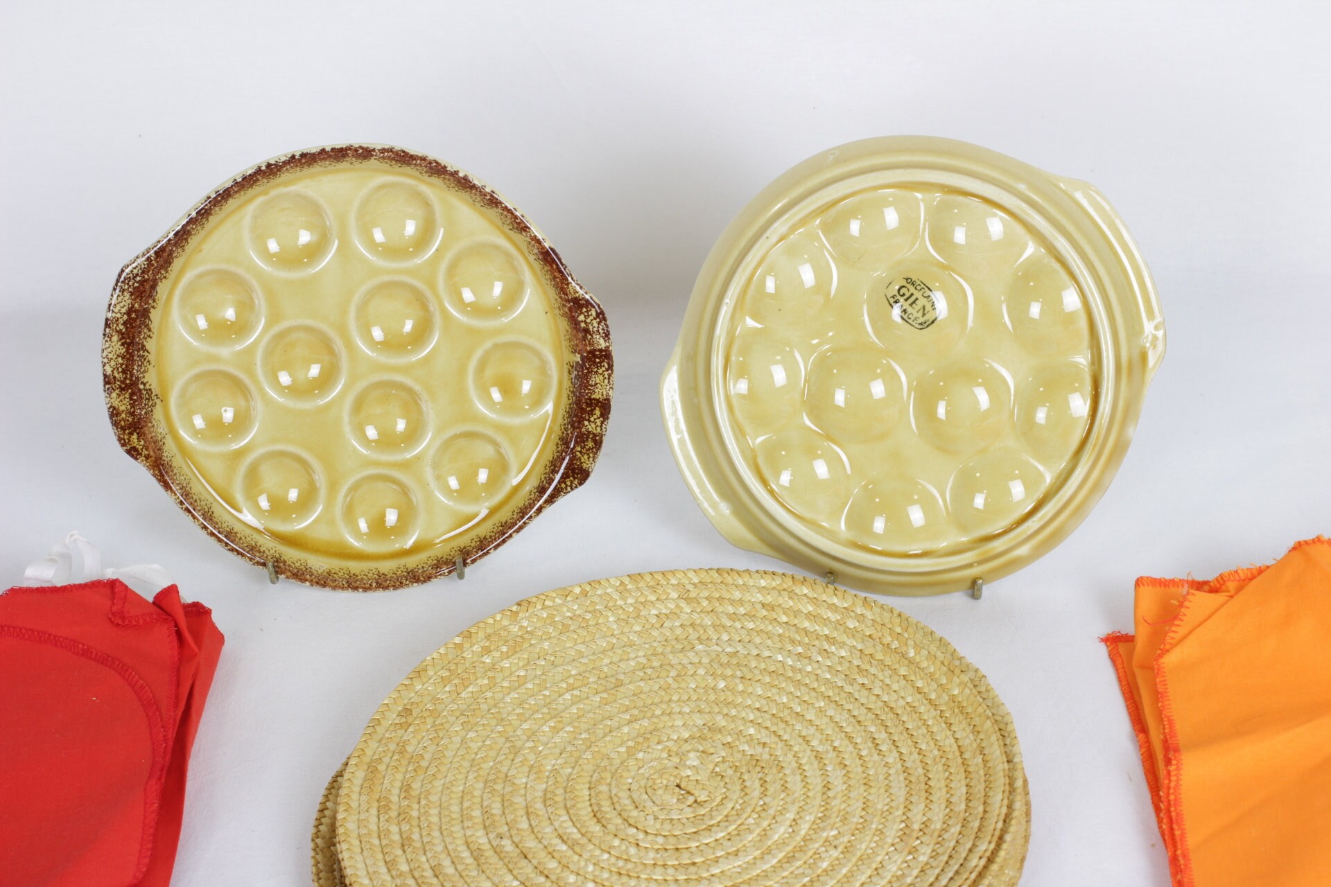 Snail Plates // Escargot Set // Escargot Holders and Forks - Etsy