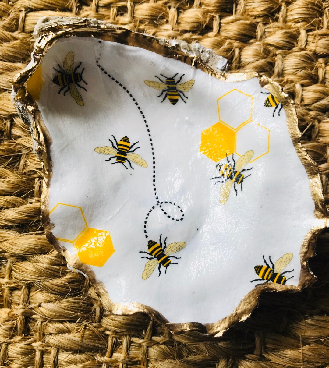 Painted Oyster Shells, Designer Oyster Shells for Ring Dish, Salt ...