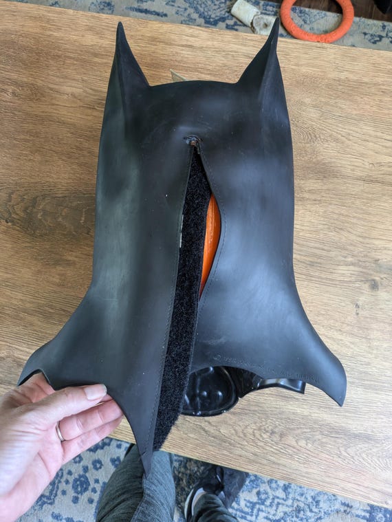 Vintage 1992 Child's Full Cowl Batman Returns Mask Co… - Gem