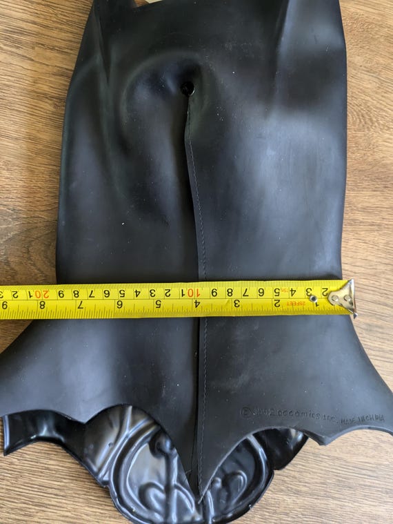 Vintage 1992 Child's Full Cowl Batman Returns Mask Co… - Gem
