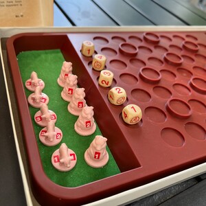 Hog Tied the Chase and Chance Board Game Ages 8 2 Players VTG 1981 ...