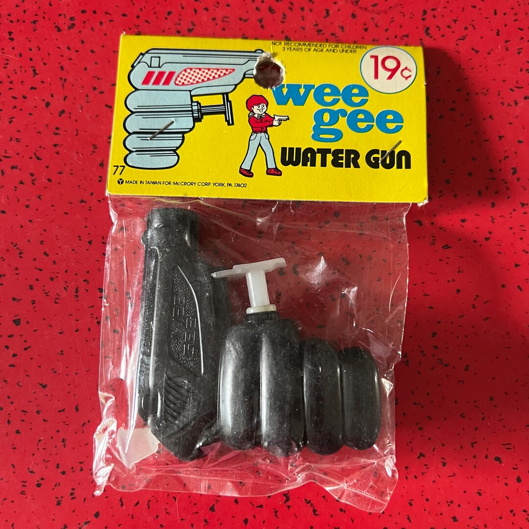 VTG NOS 1960s Black Wee Gee Water Gun Toy Park Plastics Company ...