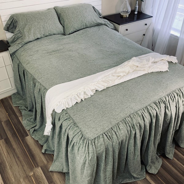 Ruffle Bedspread - Etsy