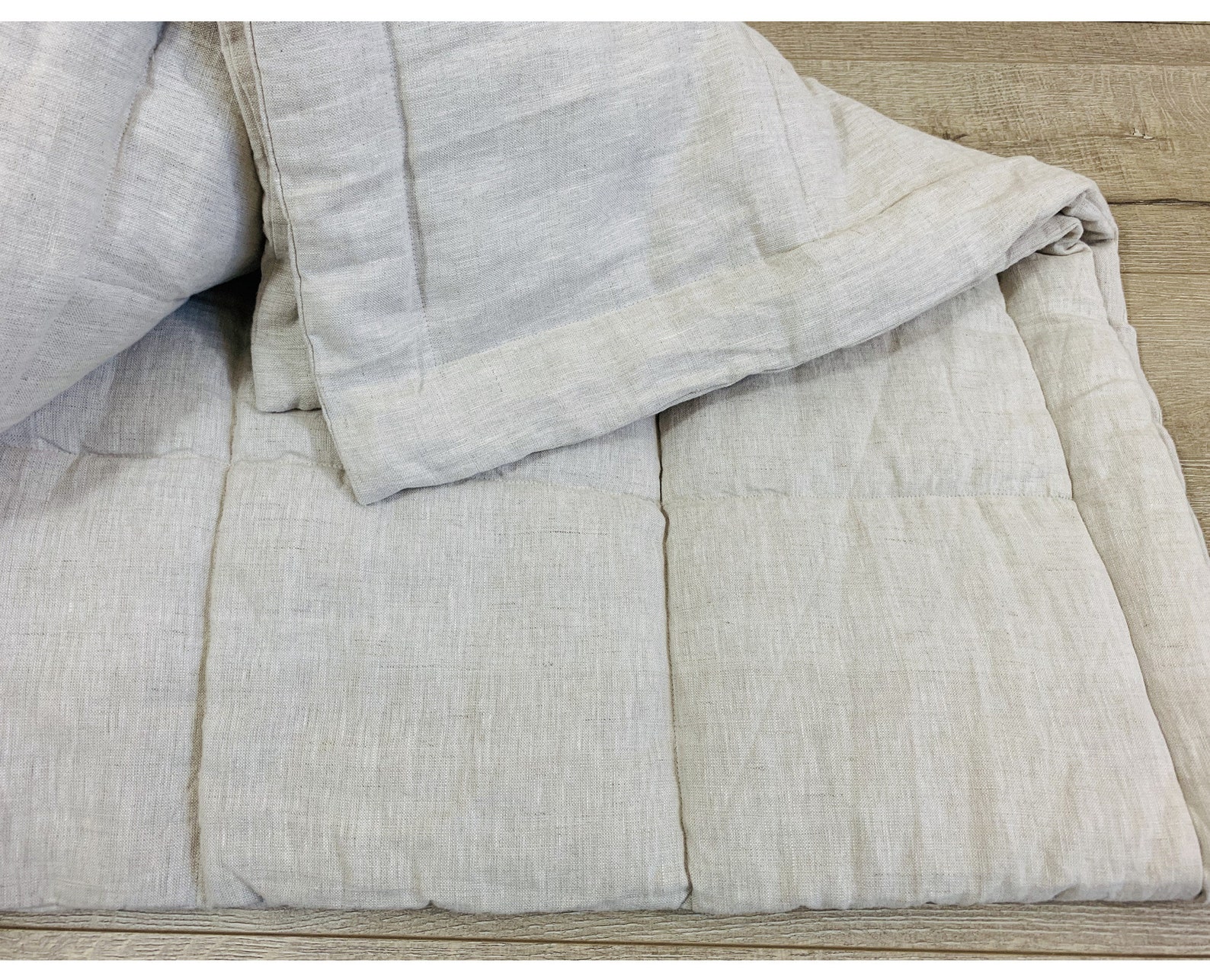 Linen Box Comforter Quilt, Box Shaped Quilted Duvet With Natural Linen ...