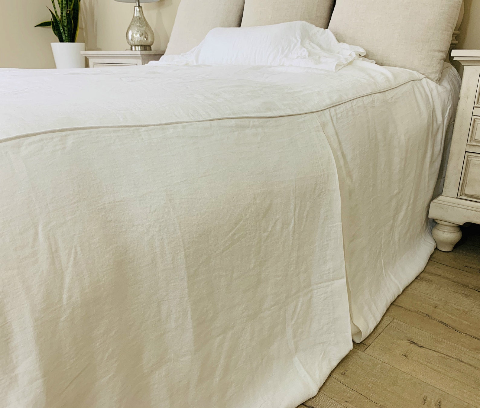 Tailored Bed Cover Custom Made in Canvas Weight Belgian Linen | Etsy