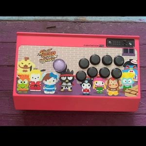 Mad Catz Sanrio Hello Kitty Street Fighter Fight Stick Pro Playstation ...