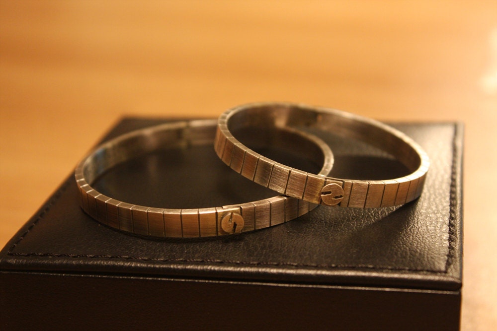 Lockable Bracelet / Engraving Bracelet / Personalized / Signature ...