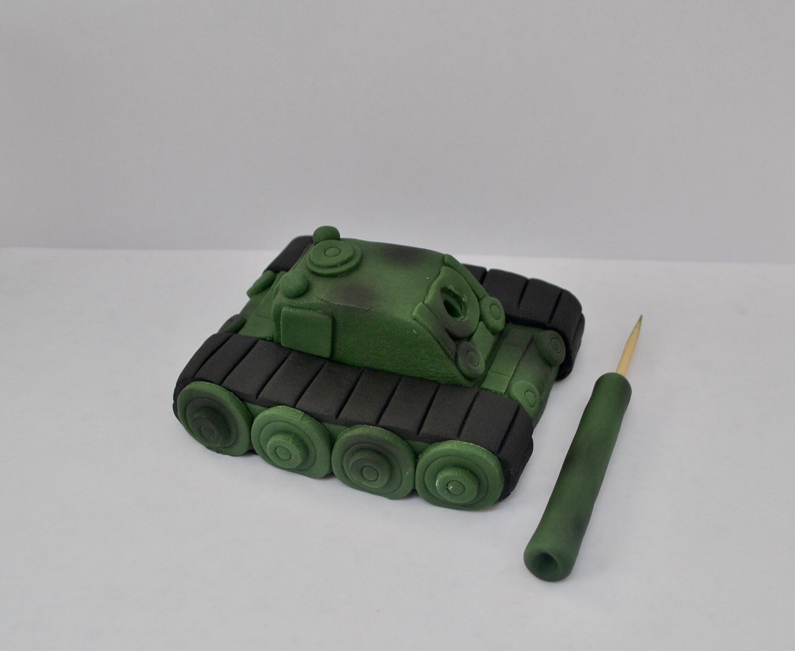 Handmade Edible Tank Cake Topper Boy Girl Military Army - Etsy UK