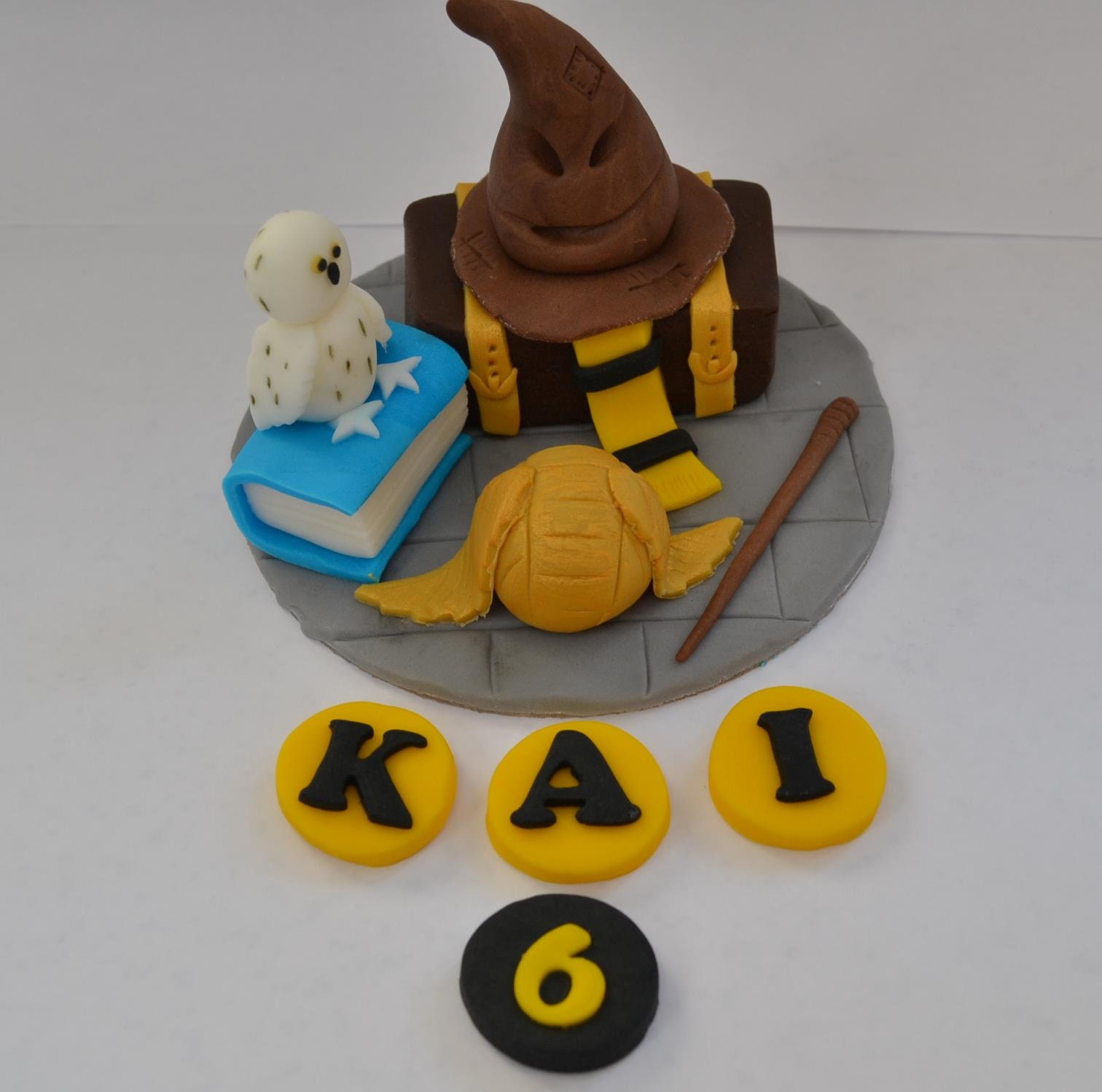 Handmade Edible Harry Potter, Hedwig, Cake Topper, Birthday - Etsy Hong ...