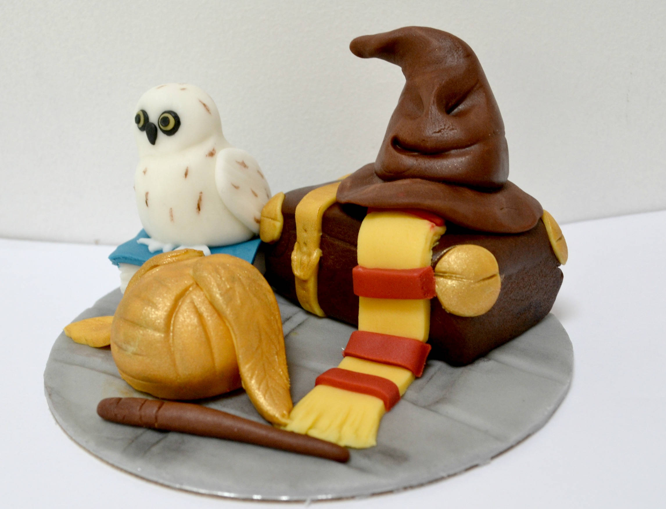 Handmade Edible Harry Potter, Hedwig, Cake Topper, Birthday - Etsy Hong ...