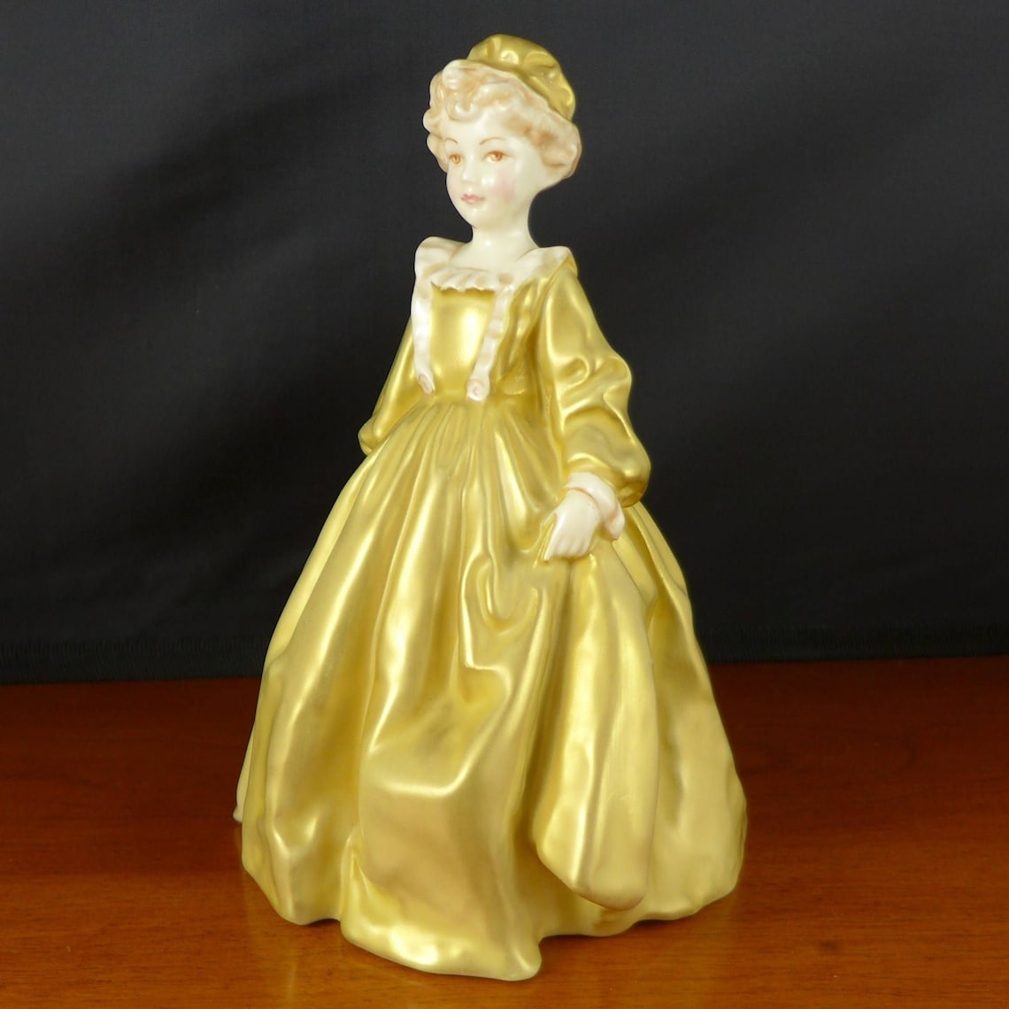 Royal Worcester Figurine Vintage Royal Worcester Figurine - Etsy