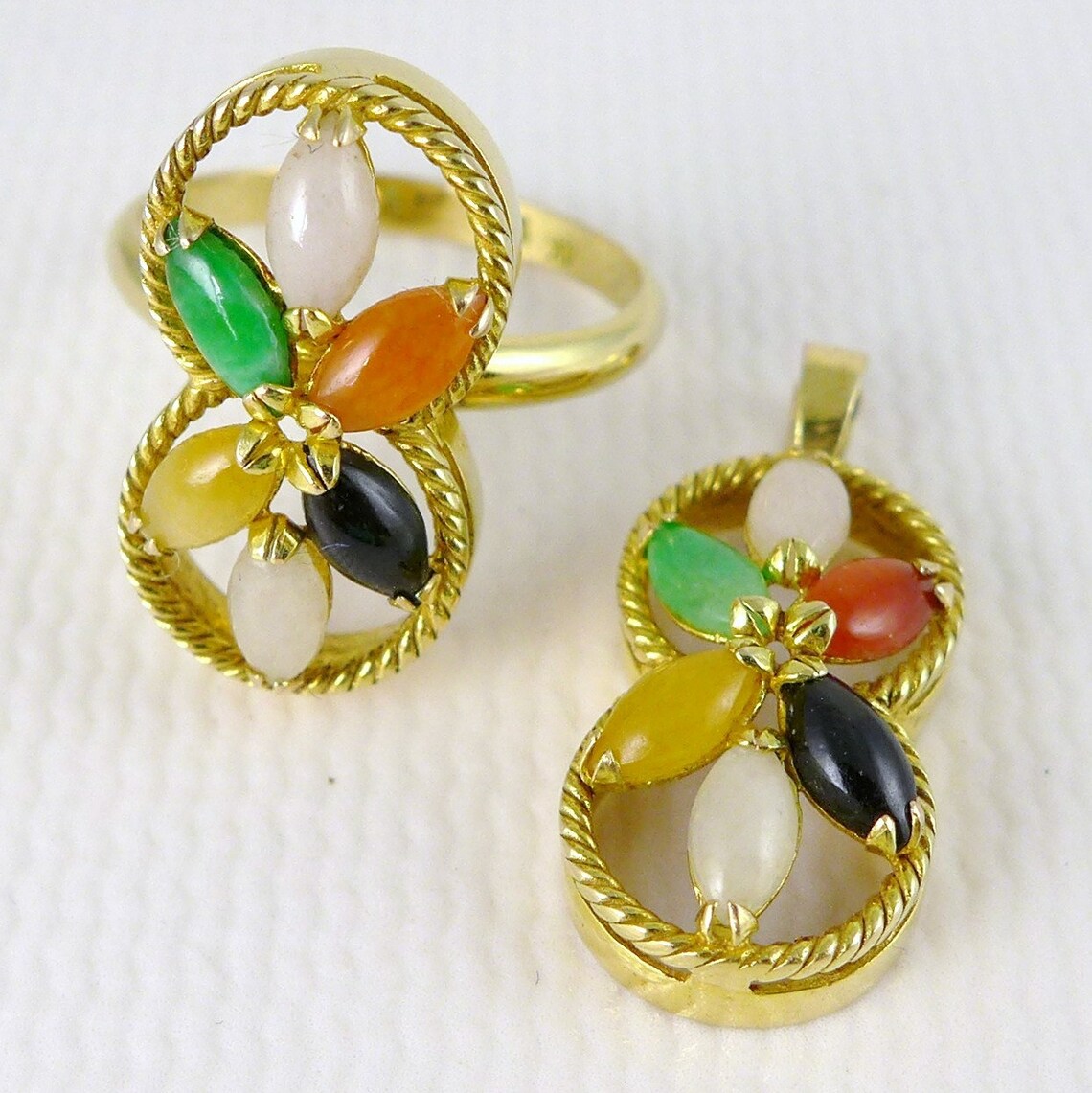 14K Jade Jewelry Set Vintage Gold Jade Cluster Ring and - Etsy