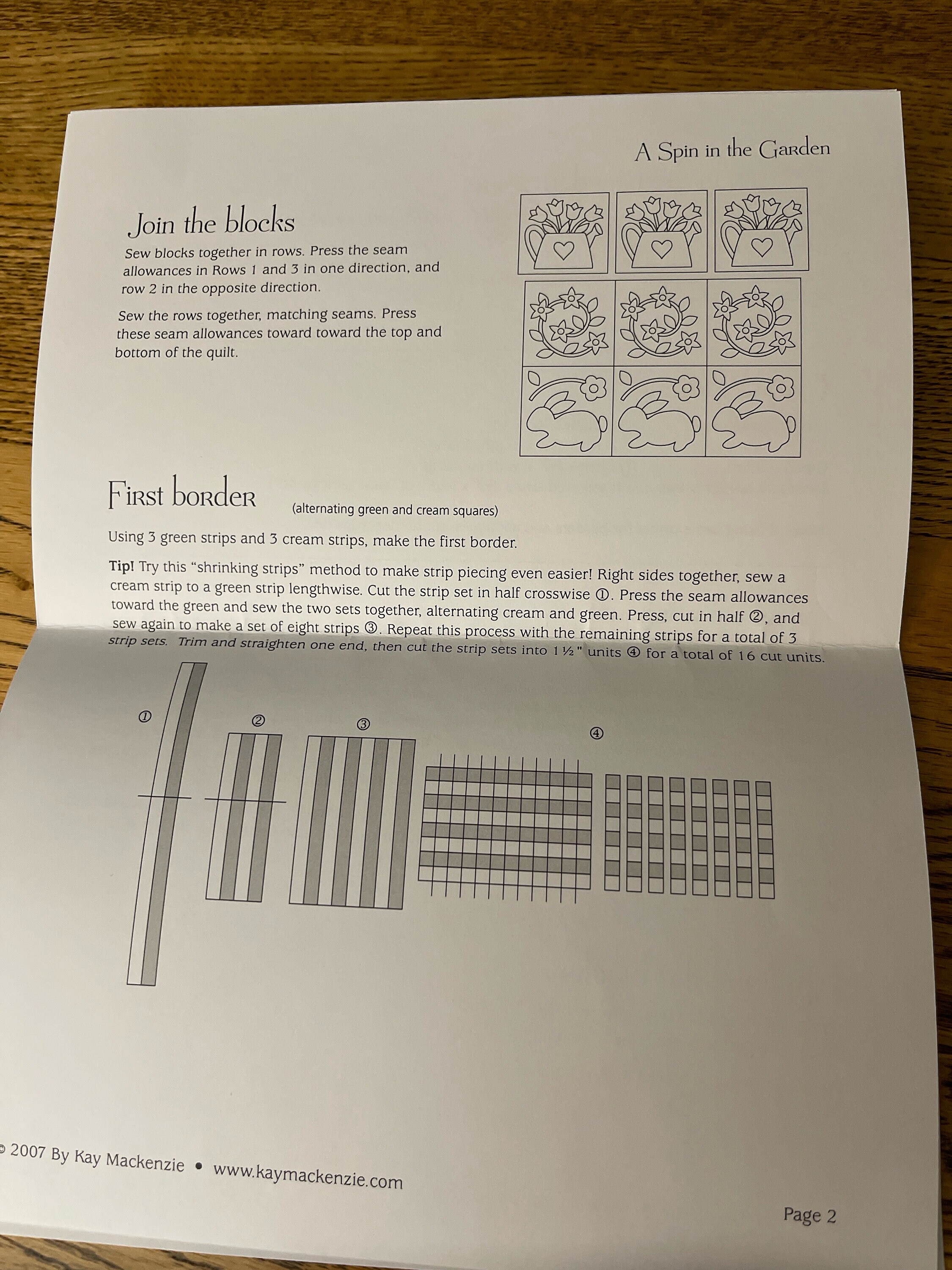 Wall Quilt Pattern A Spin in the Garden Kay Mackenzie 2013 Complete ...