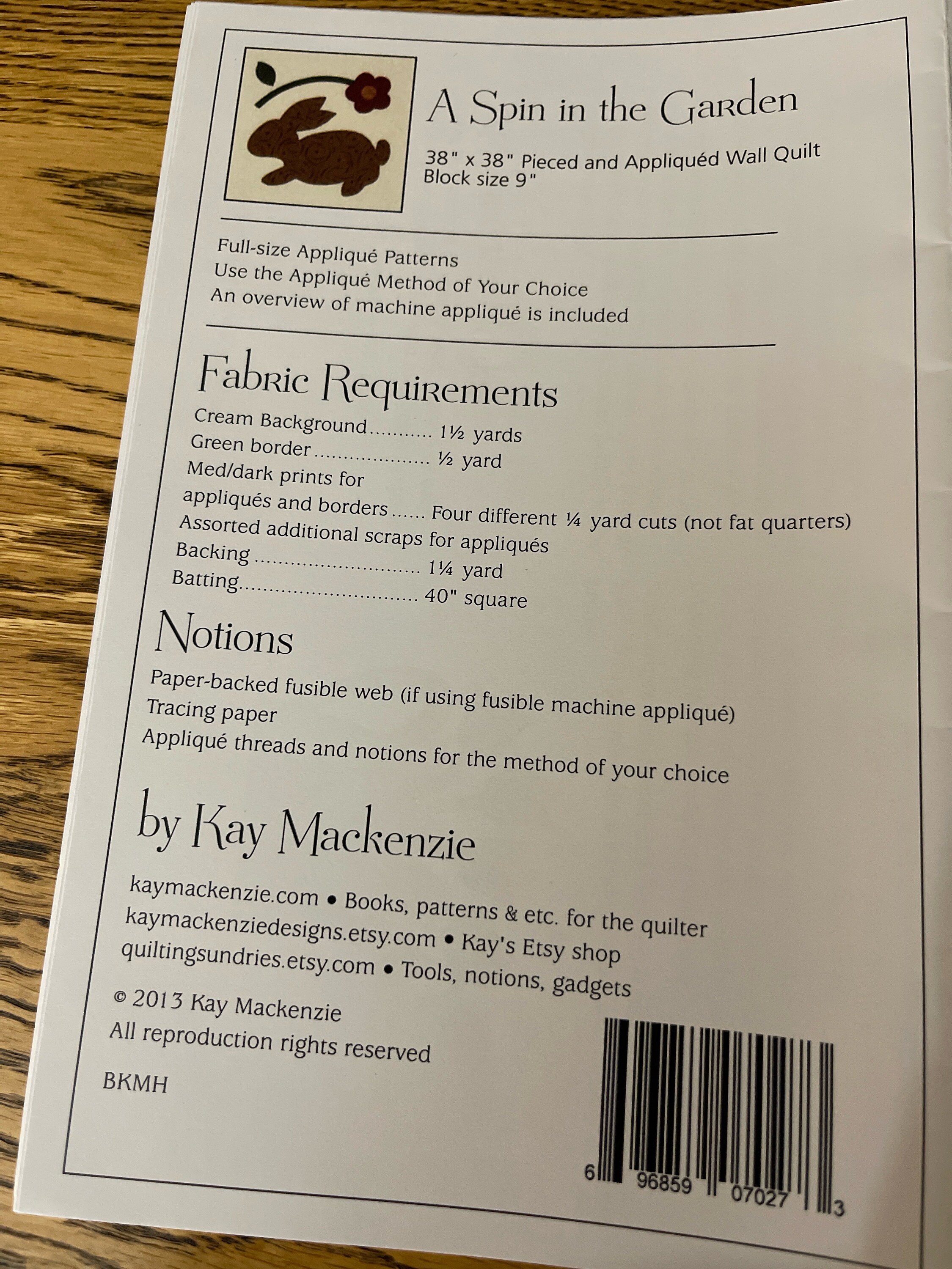 Wall Quilt Pattern A Spin in the Garden Kay Mackenzie 2013 Complete ...