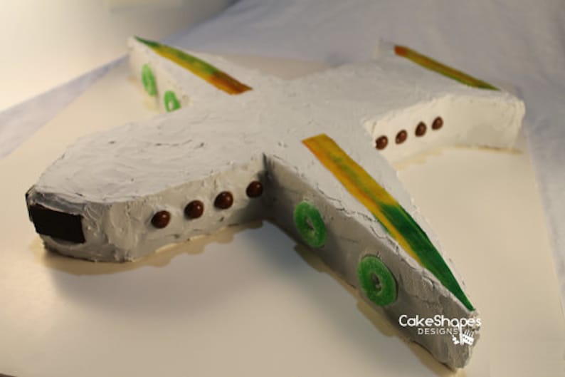 Printable Airplane Cut-up Cake Pattern to Create an Airplane Shaped ...