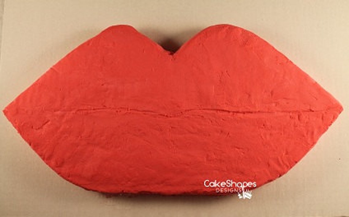 Printable Lips Cut-up Cake Pattern to Create a Lips Shaped Cake / Cut ...