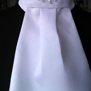 Ready Tied White Riding Stock Tie - Dressage/hunting/eventing/show ...