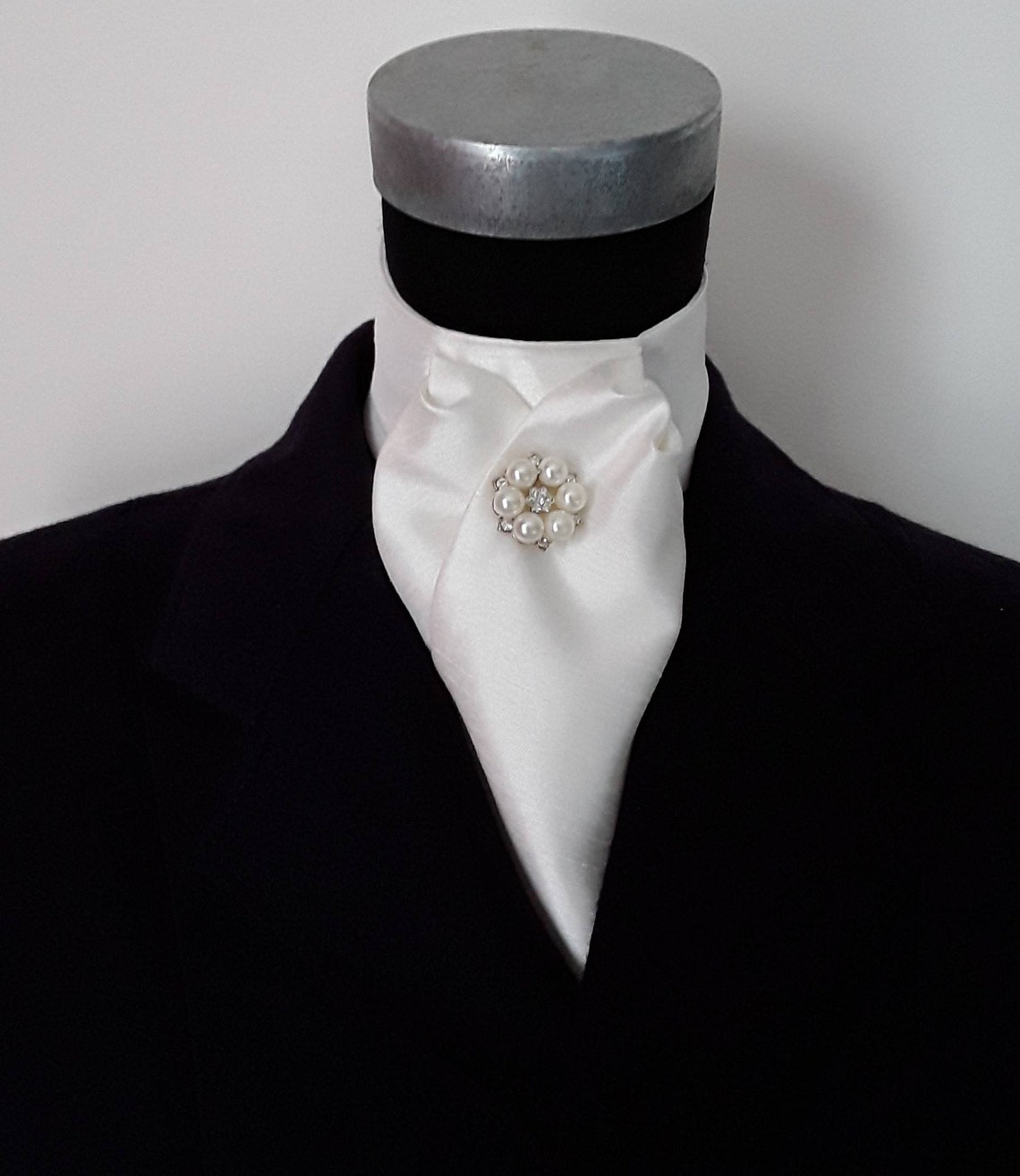 Ready Tied Equestrian Stock Tie Dressage/eventing/hunting - Etsy