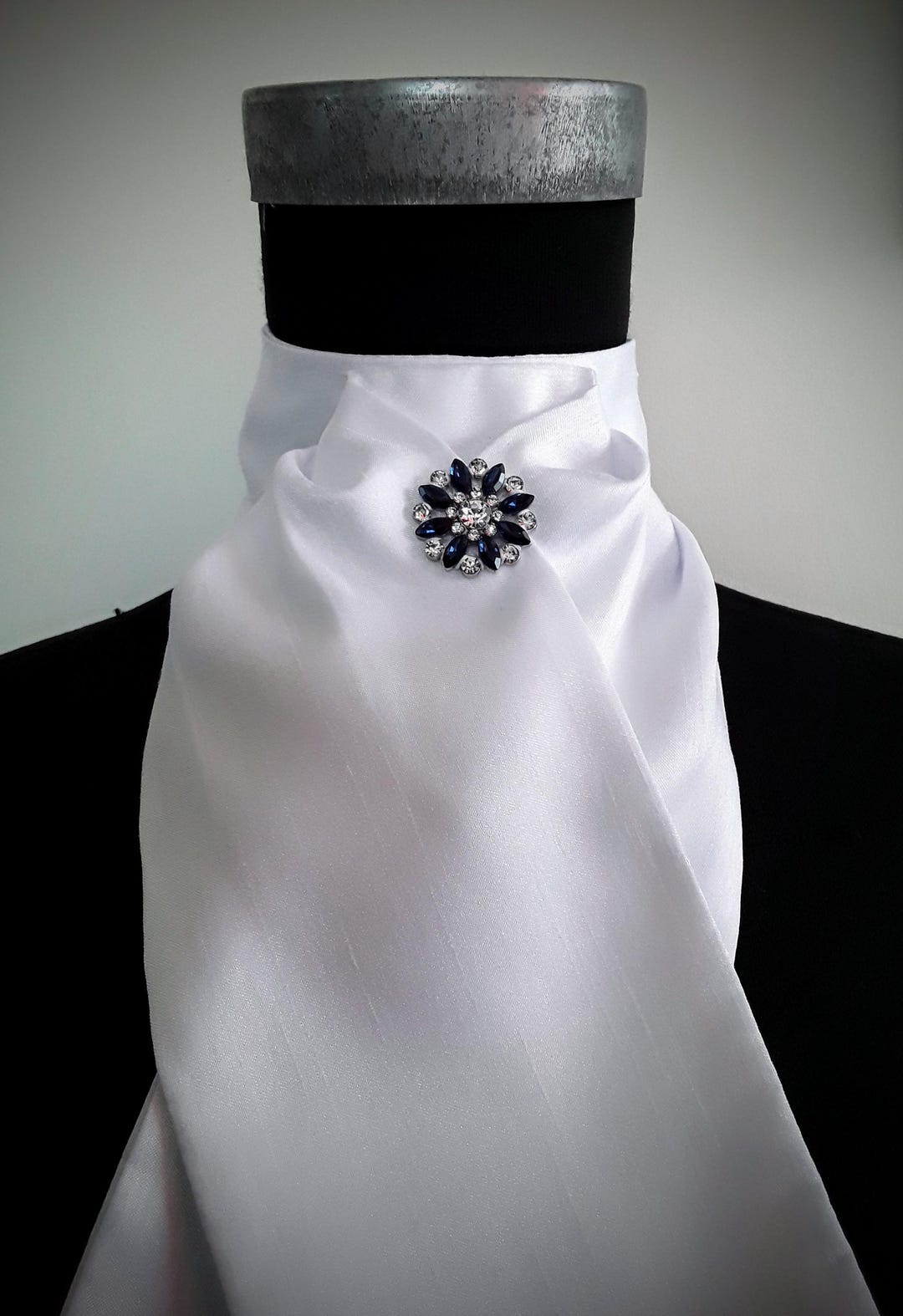 Ready Tied Equestrian Stock Tie Dressage/eventing/hunting - Etsy