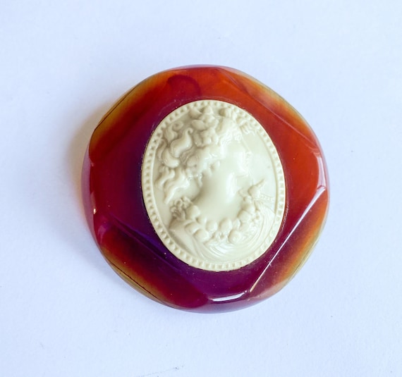 1930s Bakelite Cameo Brooch | 30s Celluloid Cameo & B… - Gem
