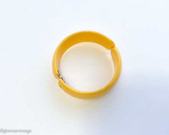 1930s Butterscotch Bakelite Clamper | Yellow Hinge Br… - Gem
