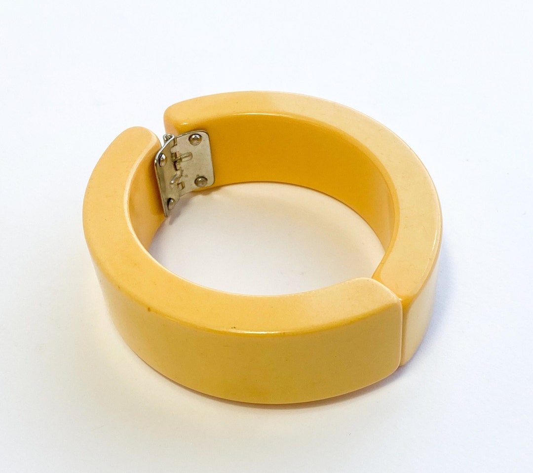 1930s Butterscotch Bakelite Bracelet | 30s Yellow Bakelite Clamper ...