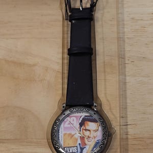 Vintage 1993 Elvis Presley USPS Commemorative Stamp Wrist Watch New in ...