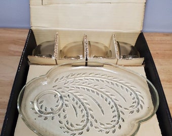 Vintage Federal Glass Co. Homestead Snack Set - Etsy