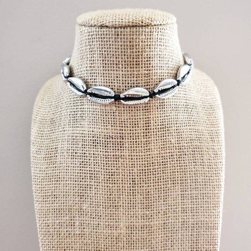 Cowrie Shell Necklace - Etsy
