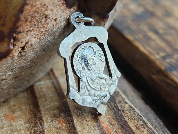Vintage Blessed Mother Sacred Heart of Jesus Medal HM… - Gem