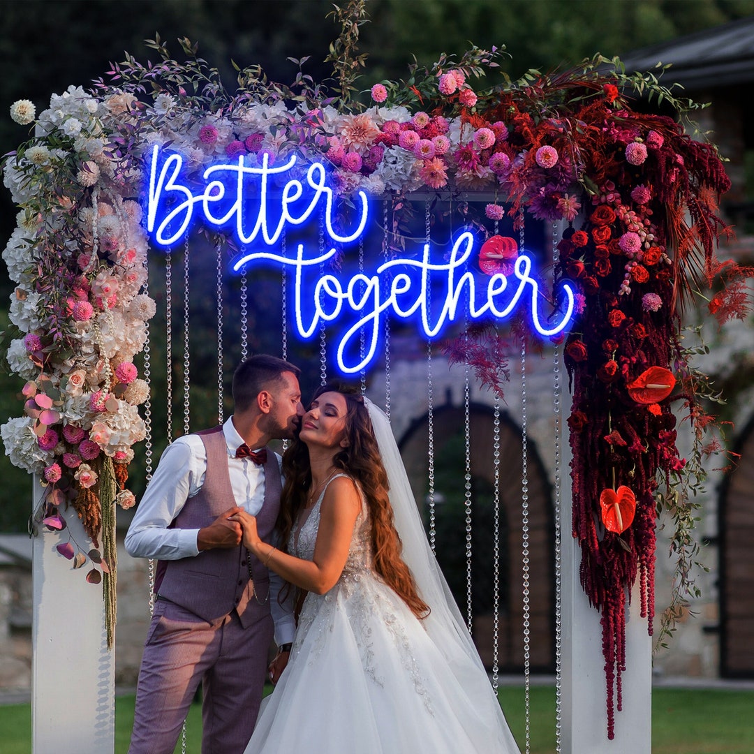 Neon Name Sign Custom Wedding Backdrop, Last Name Sign Wedding Decor ...