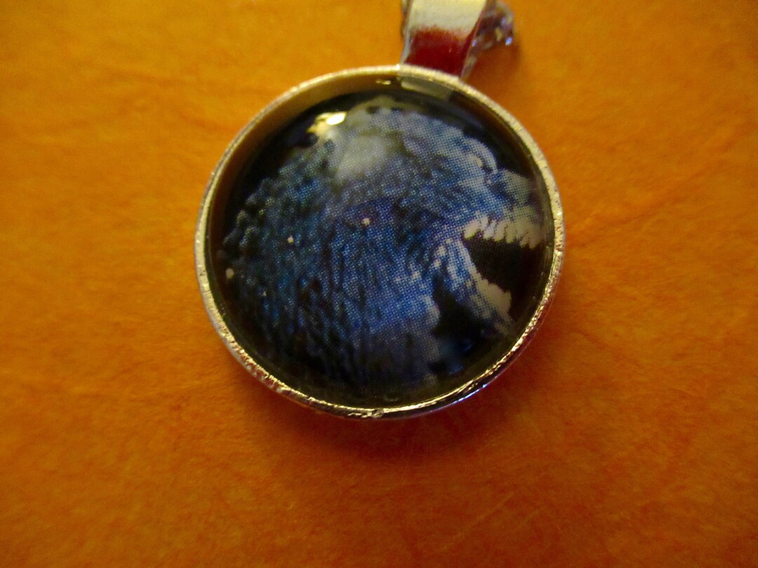 Godzilla Profile Pendant Giant Monster Kaiju Geek Necklace 20 Inch - Etsy