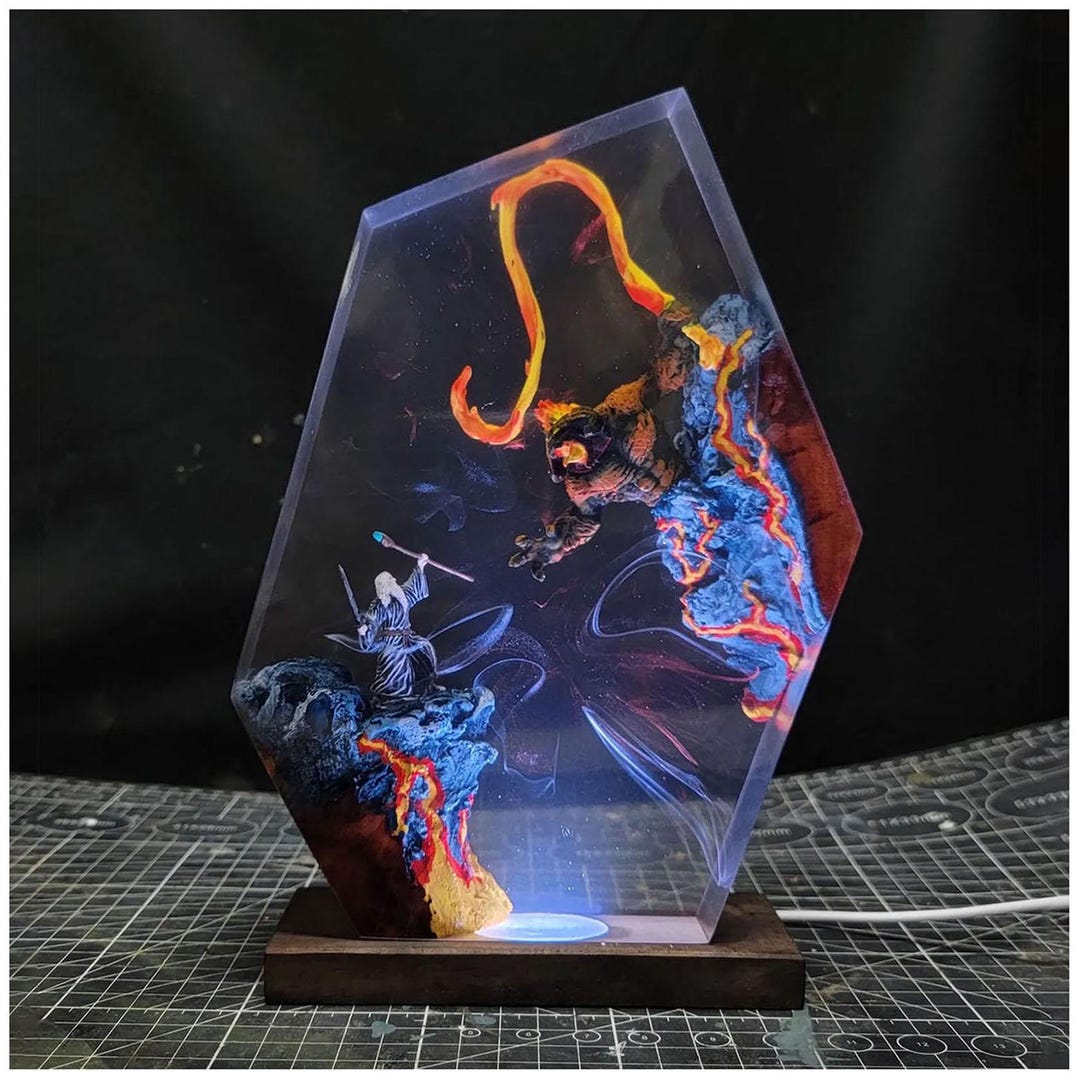 L.OTR Lord of Rings Gandalf Grey Wizard Balrog Epoxy Resin Lamp, Night ...
