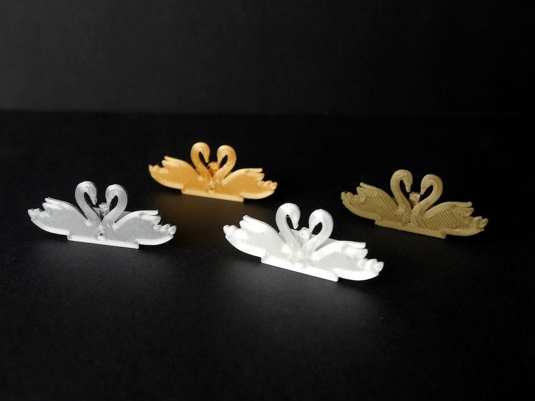Swan Shaped Wedding Name Stand, Bird Theme Name Displays, Swan Wedding ...