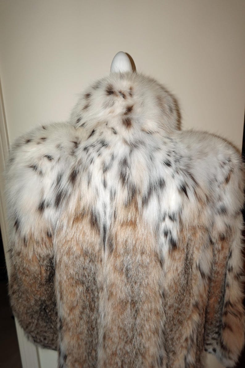Gorgeous Jerry Sorbara Full Length Lynx Fur Coat - Luxurious Soft and ...