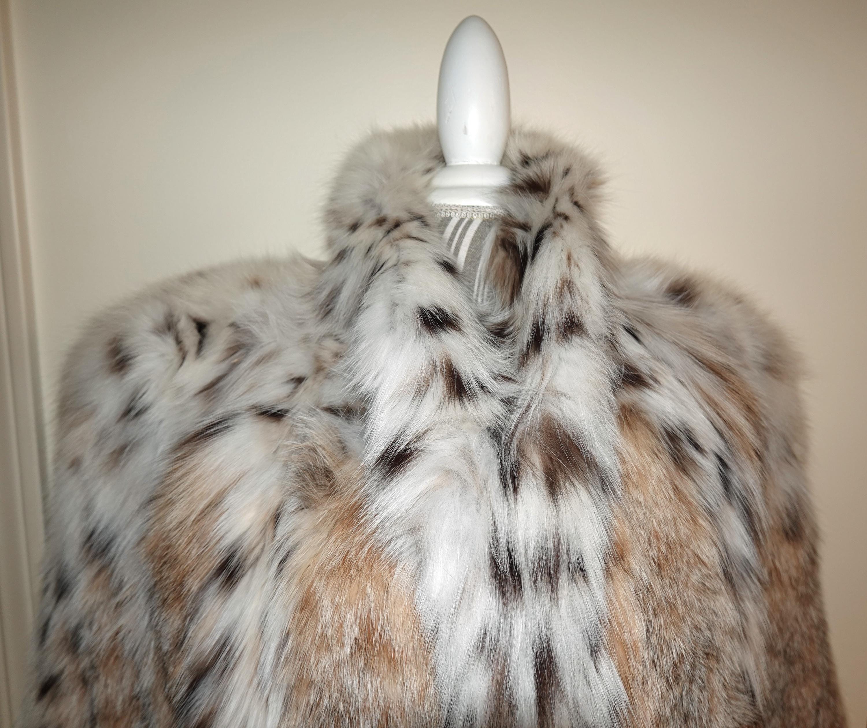 Gorgeous Jerry Sorbara Full Length Lynx Fur Coat - Luxurious Soft and ...
