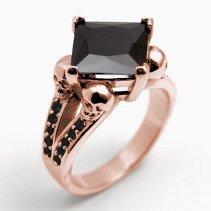 Four Head Skull Ring 9ct Gold 4.2ct Offset Princess Cut Black Diamond ...