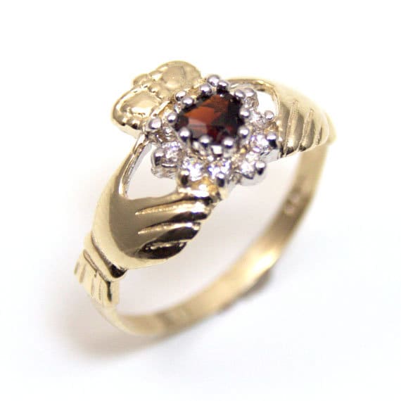 Claddagh Ring With Garnet & Diamond Unique Heart 9ct Gold CL20 - Etsy UK